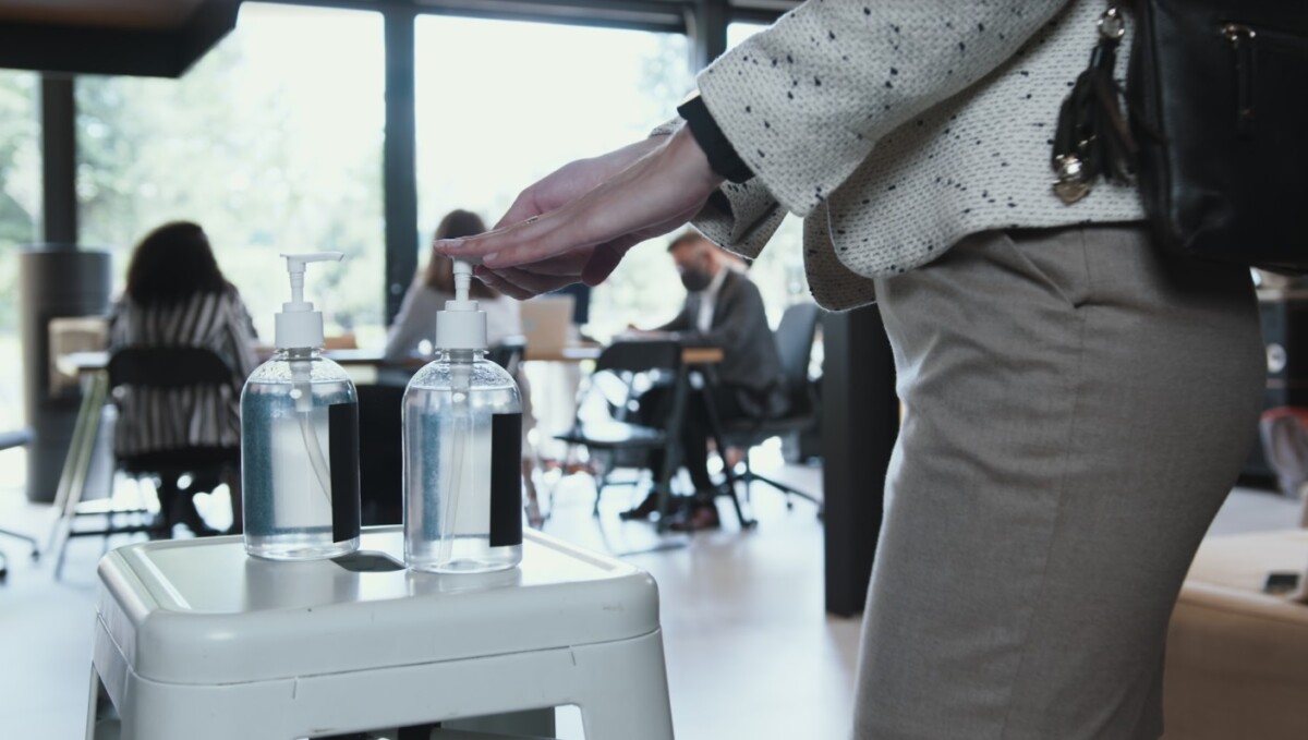 6 Ways To Reduce Transmission Of Diseases In The Workplace