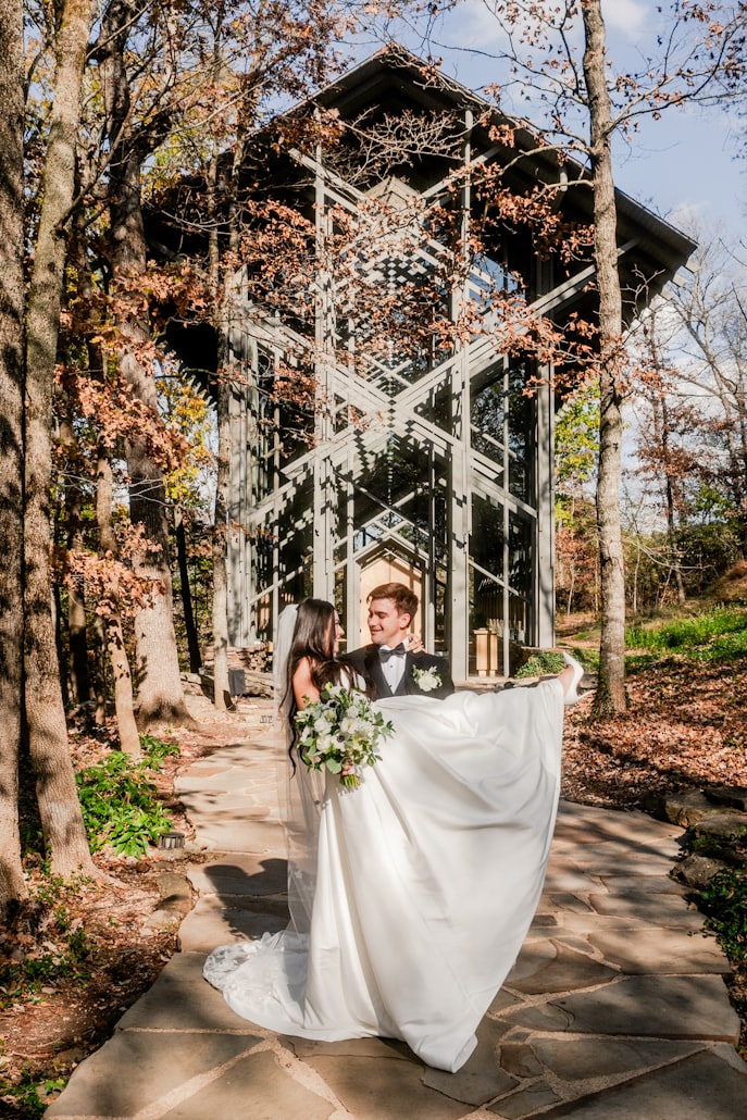 Same-day wedding service in Los Angeles: Lucky Wedding Day Chapel